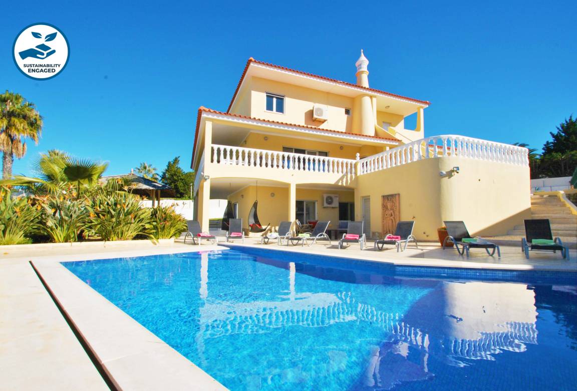 280 M² Villa ∙ 6 Habitaciones ∙ 22 Huéspedes - Albufeira