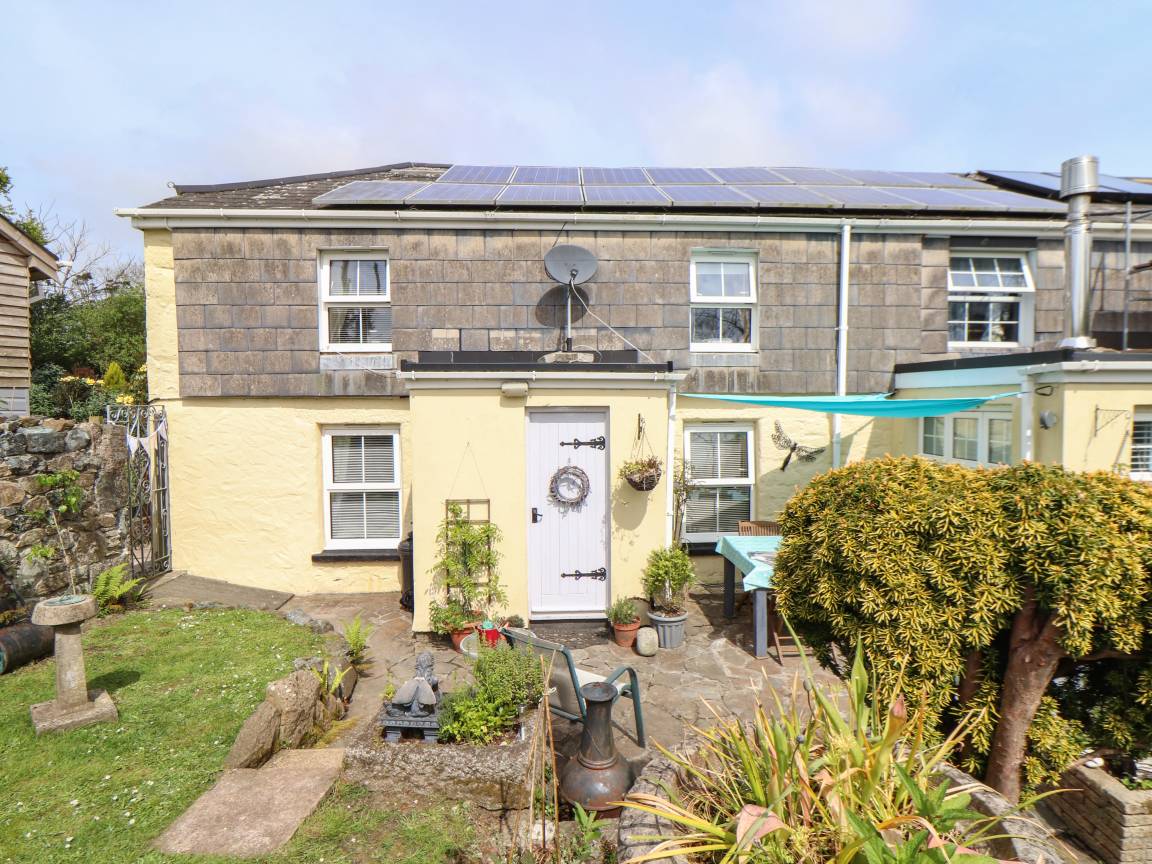 Cottage ∙ 2 Bedrooms ∙ 4 Guests - Helston