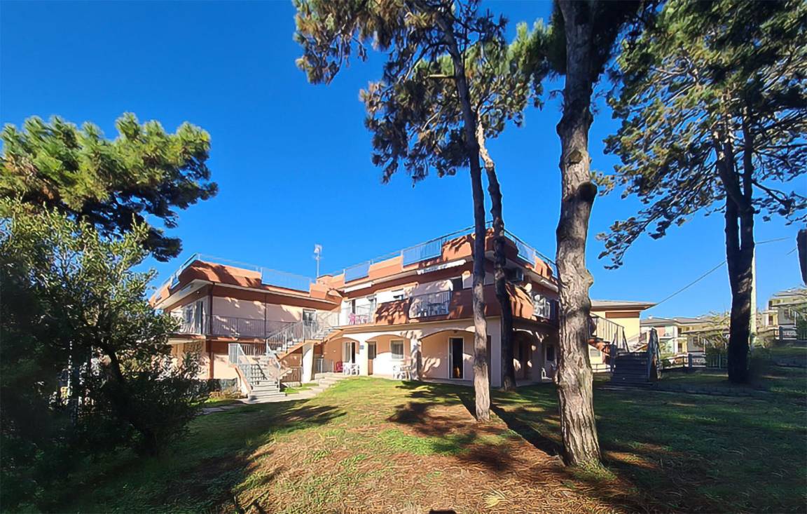 85 M² Apartamento ∙ 3 Habitaciones ∙ 10 Huéspedes - Albarella