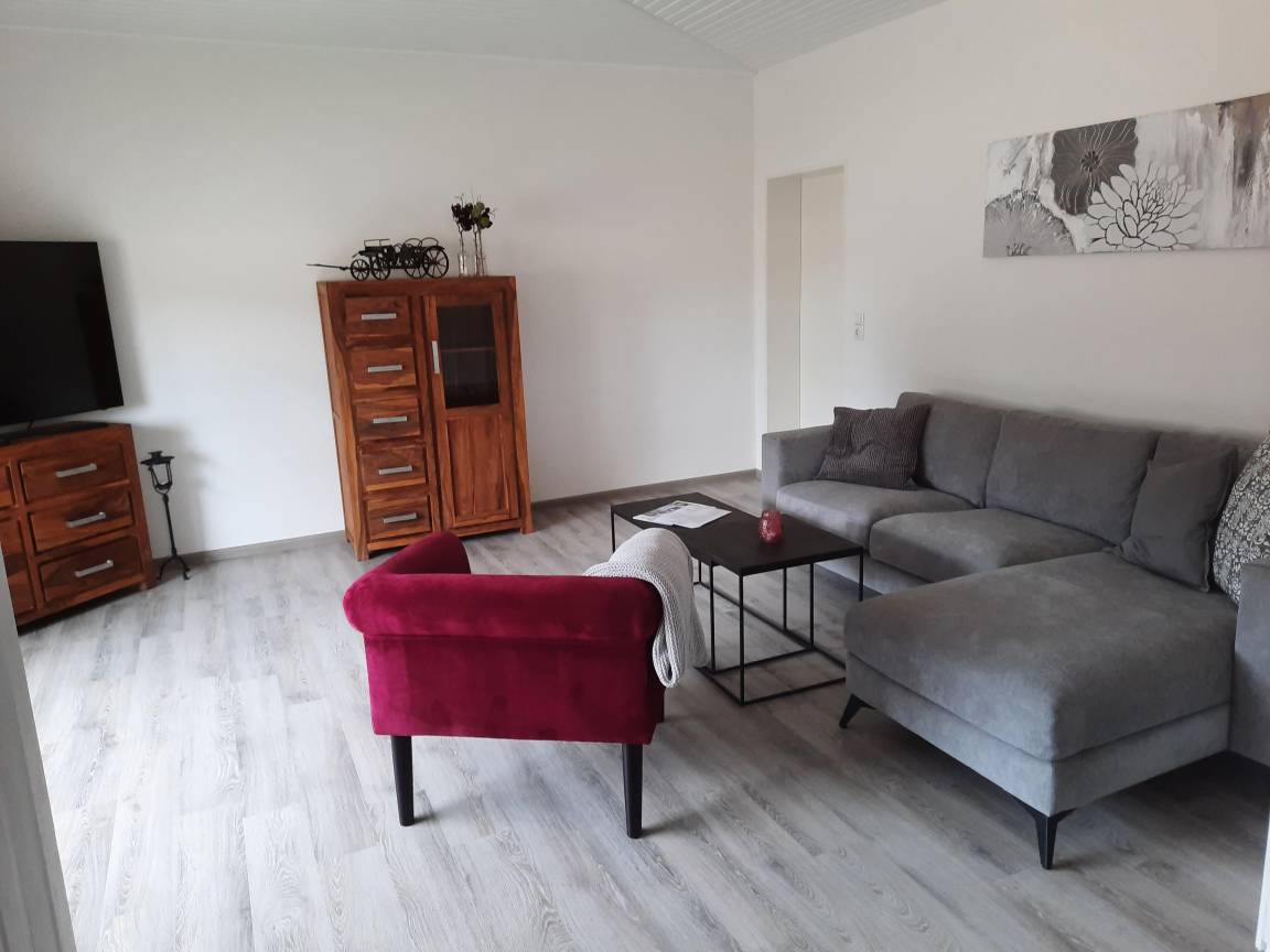 160 M² Ferienwohnung ∙ 3 Schlafzimmer ∙ 5 Gäste - Nienhagen