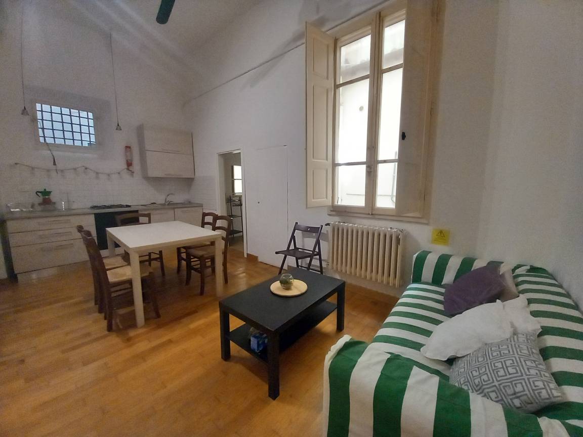 80 M² Apartment ∙ 2 Bedrooms ∙ 3 Guests - Floransa