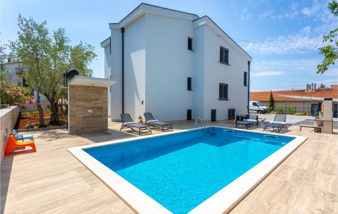 70 M² Ferienwohnung ∙ 2 Schlafzimmer ∙ 5 Gäste - Malinska