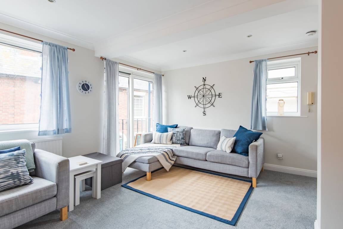 Cottage ∙ 4 Bedrooms ∙ 6 Guests - Folkestone