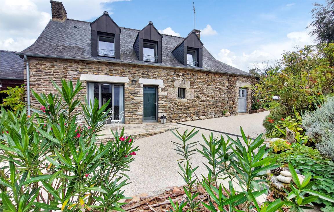 100 M² House ∙ 3 Bedrooms ∙ 7 Guests - Les Forges