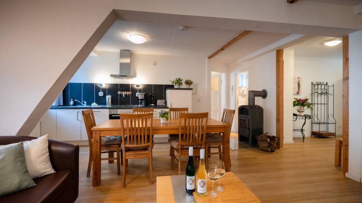 40 M² Ferienwohnung ∙ 1 Schlafzimmer ∙ 2 Gäste - Traben-Trarbach