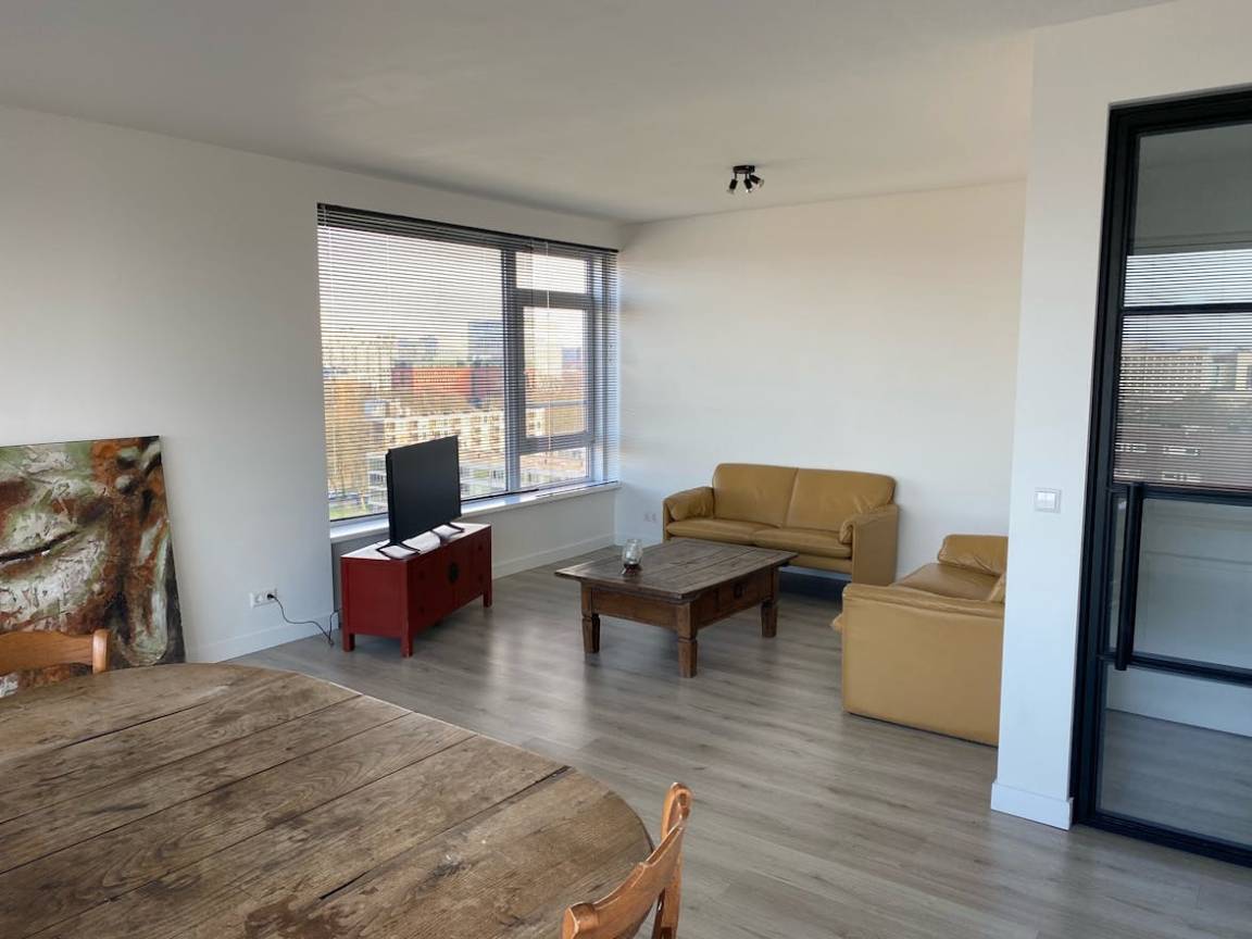 82 M² Apartamento ∙ 2 Habitaciones ∙ 1 Huésped - Ámsterdam