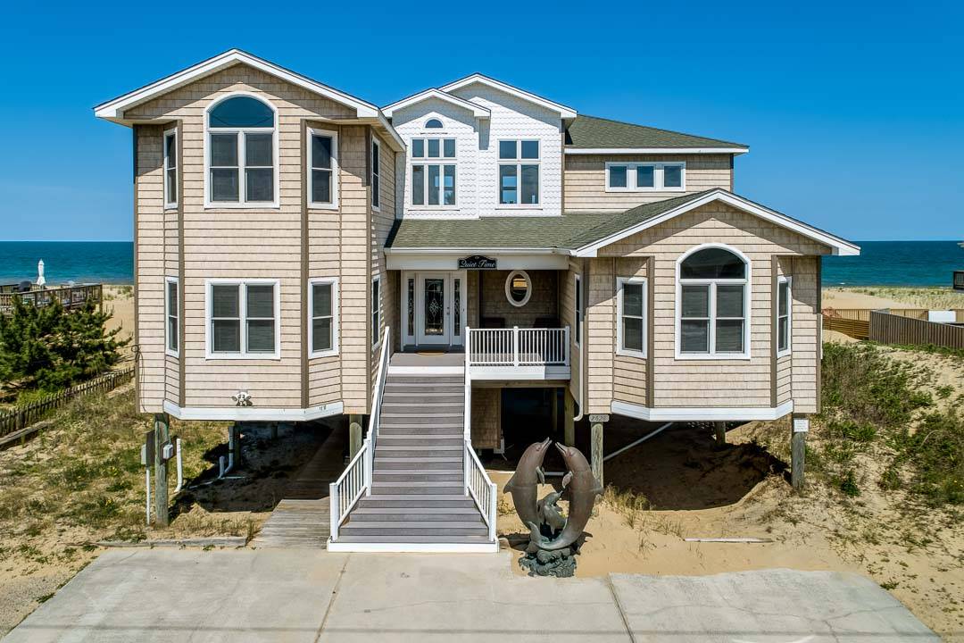 House ∙ 7 Bedrooms ∙ 18 Guests - Virginia Beach, VA