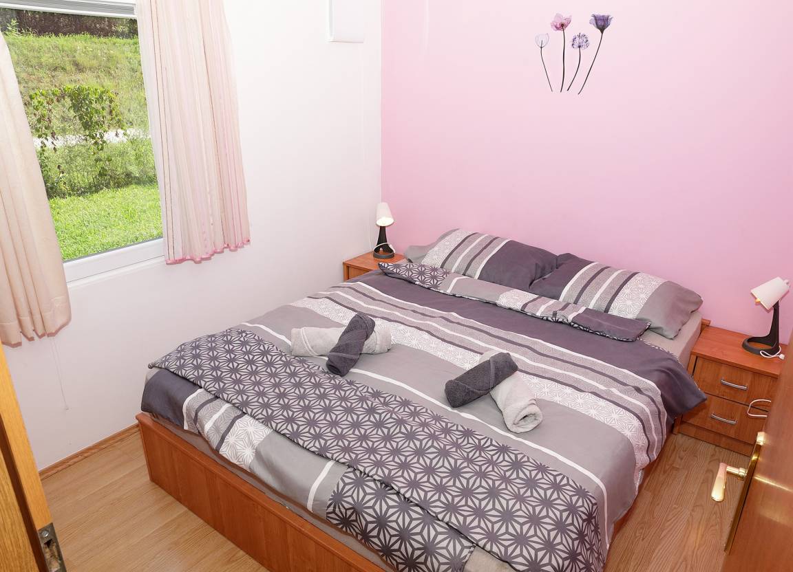 45 M² House ∙ 2 Bedrooms ∙ 4 Guests - Jesenice
