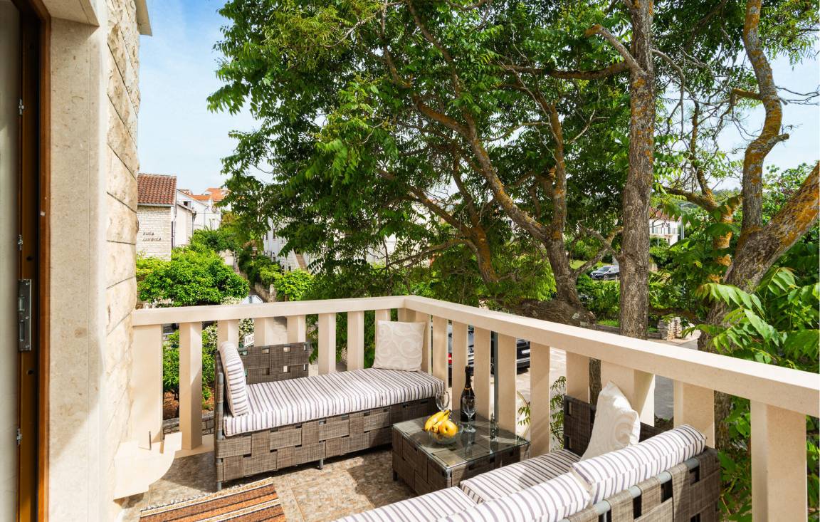 60 M² Apartment ∙ 2 Bedrooms ∙ 4 Guests - Sutivan