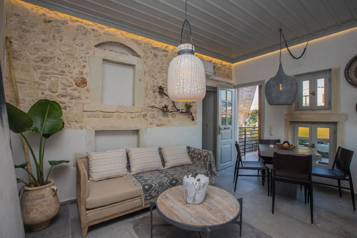 85 M² House ∙ 2 Bedrooms ∙ 4 Guests - Ретимно