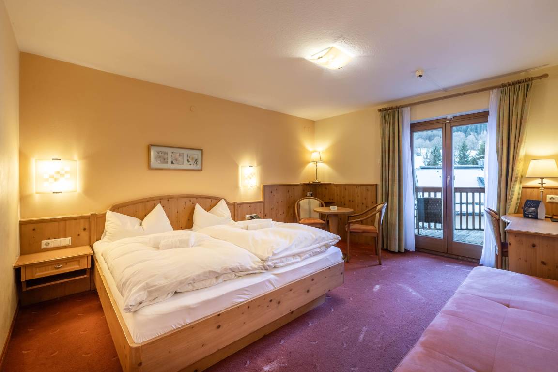 24 M² Hotel ∙ 1 Bedroom ∙ 2 Guests - Söll