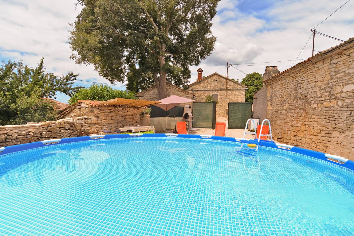 80 M² Huis ∙ 3 Slaapkamers ∙ 6 Gasten - Kroatië