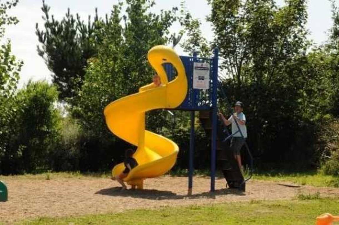 27 M² Camping ∙ 2 Chambres ∙ 6 Personnes - Pont-l'Abbé