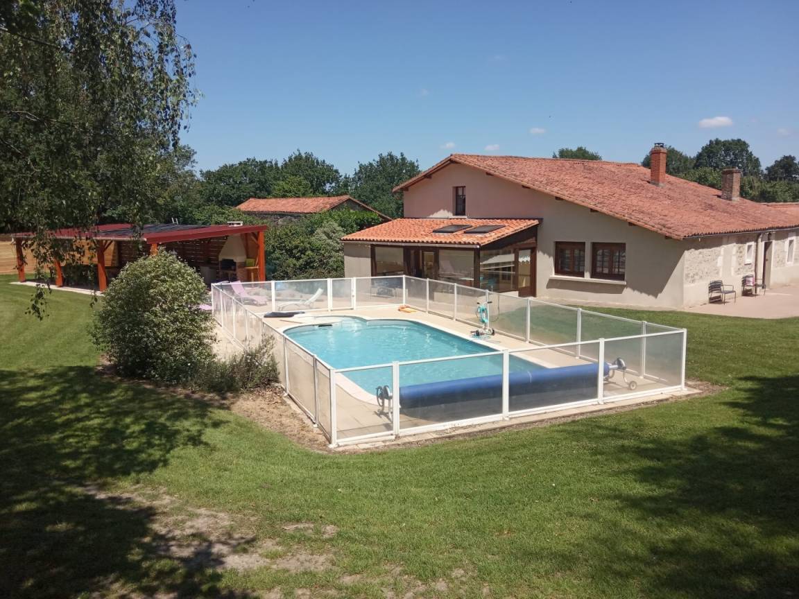 230 M² Gîte ∙ 5 Chambres ∙ 15 Personnes - Vendée