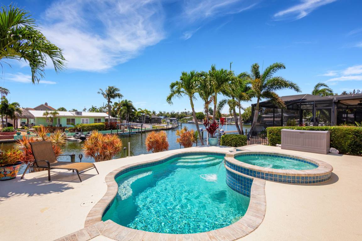 181 M² House ∙ 3 Bedrooms ∙ 8 Guests - Bradenton, FL