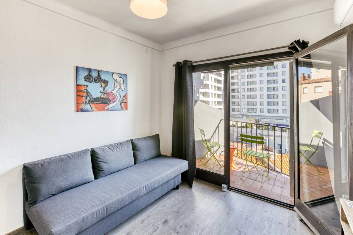 30 M² Appartement ∙ 1 Chambre ∙ 2 Personnes - Palau-saverdera