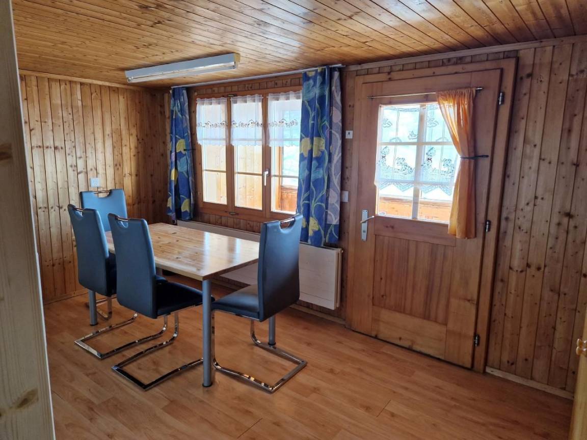 Apartment ∙ 1 Bedroom ∙ 6 Guests - Zweisimmen