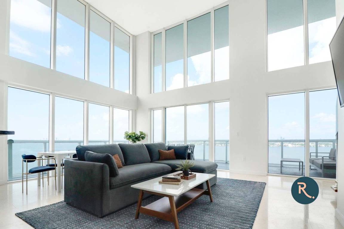 Apartment ∙ 3 Bedrooms ∙ 8 Guests - Miami Beach, FL