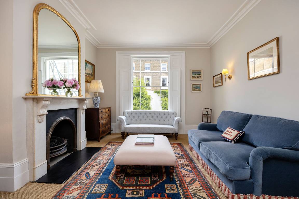 211 M² House ∙ 4 Bedrooms ∙ 7 Guests - London