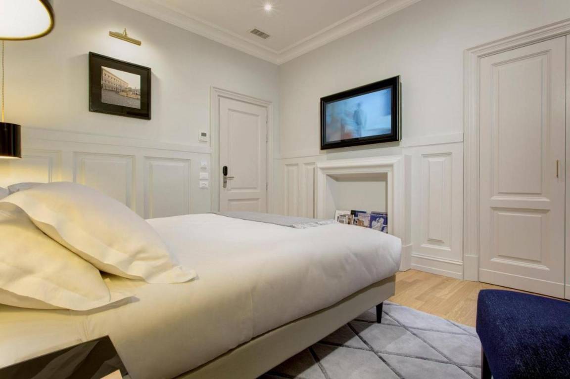 150 M² Apartment ∙ 1 Bedroom ∙ 6 Guests - Monti