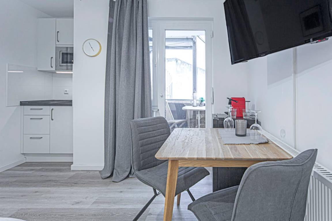 20 M² アパートメント ∙ ゲスト2 人 - デュッセルドルフ