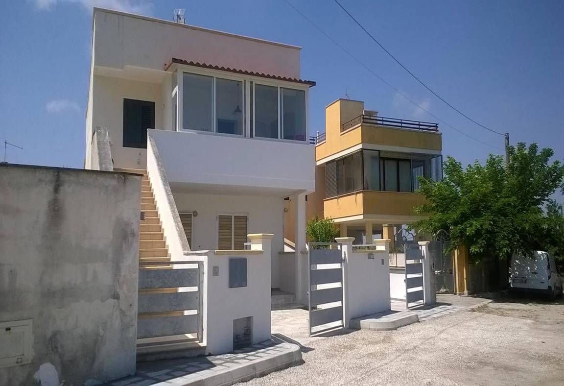 80 M² House ∙ 3 Bedrooms ∙ 5 Guests - Torre dell'Orso