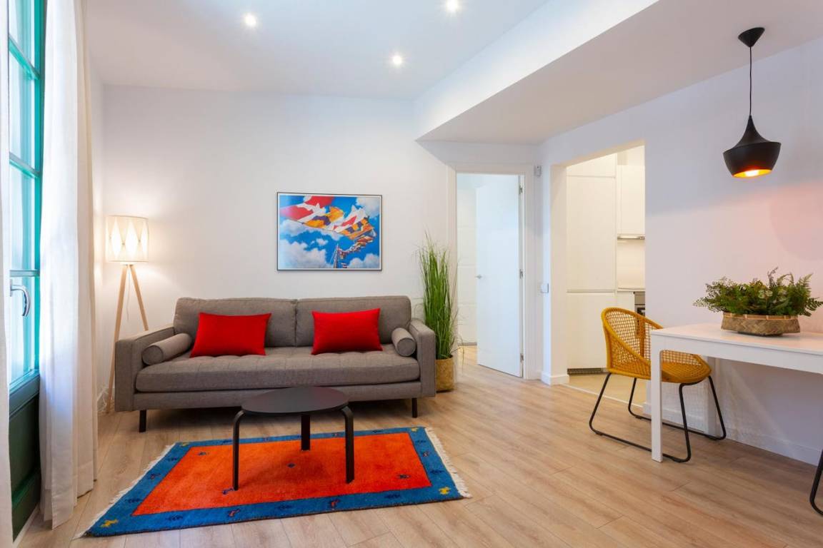 60 M² Apartamento ∙ 2 Habitaciones ∙ 4 Huéspedes - Esplugues de Llobregat