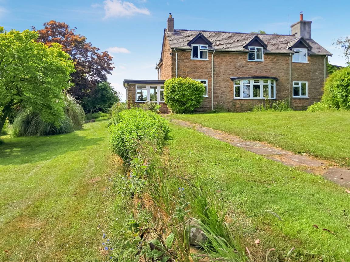 Cottage ∙ 3 Bedrooms ∙ 6 Guests - Forest of Dean