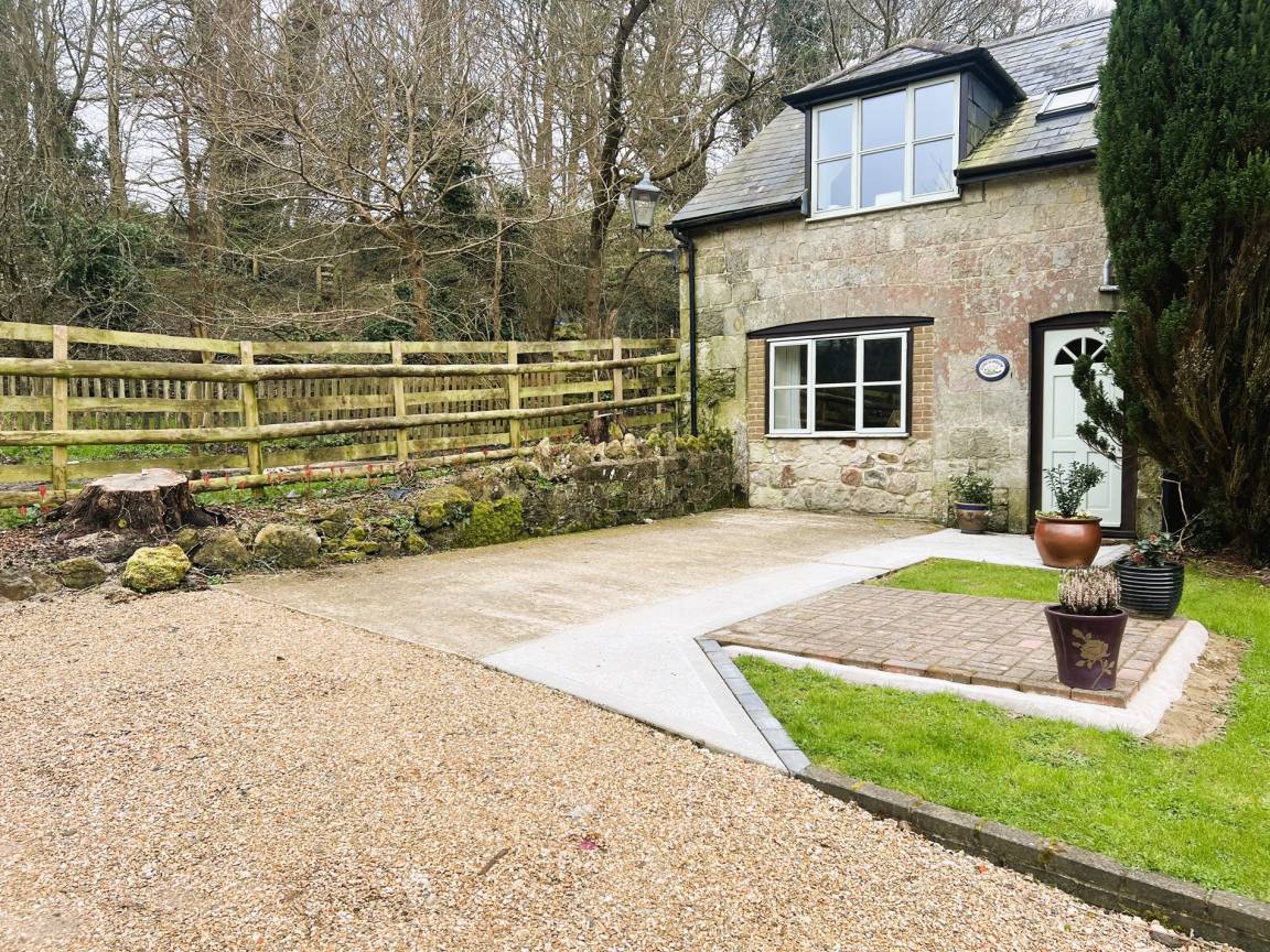 Cottage ∙ 1 Bedroom ∙ 2 Guests - Steephill Cove Beach