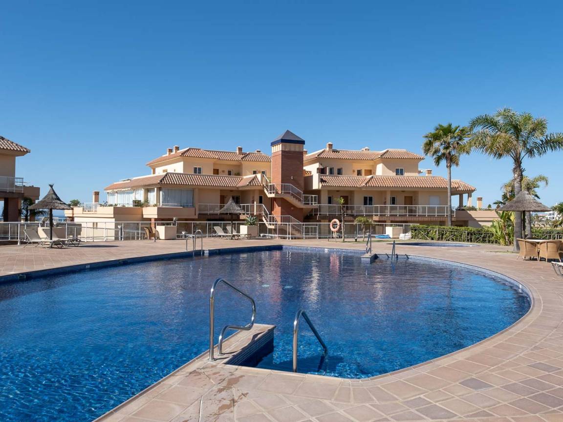 95 M² Apartamento ∙ 2 Habitaciones ∙ 6 Huéspedes - Fuengirola