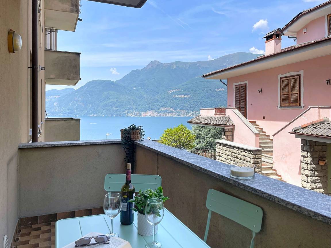 60 M² Apartment ∙ 2 Bedrooms ∙ 4 Guests - Bellano