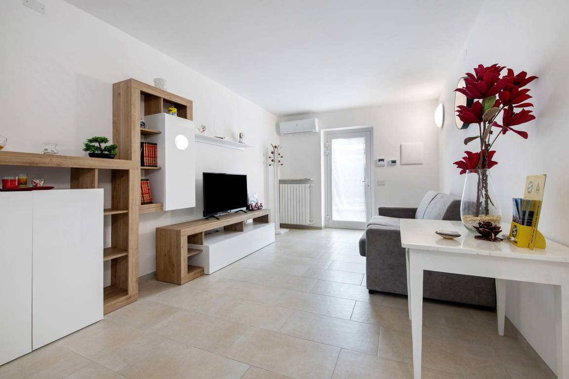 80 M² Ferienwohnung ∙ 1 Schlafzimmer ∙ 4 Gäste - Peschiera del Garda