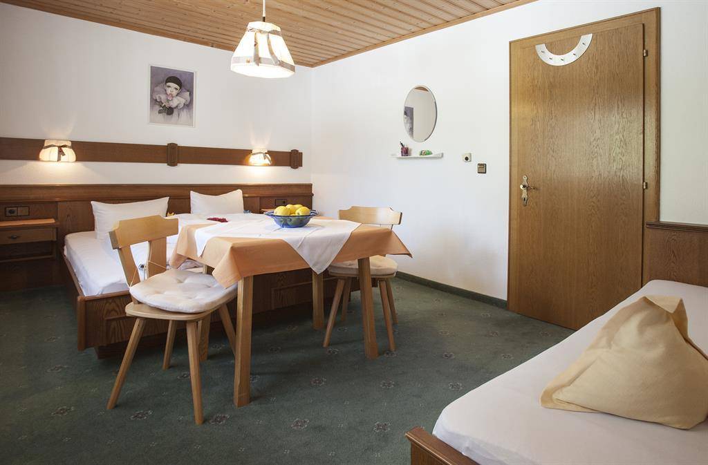 50 M² Ferienwohnung ∙ 1 Schlafzimmer ∙ 5 Gäste - Kappl
