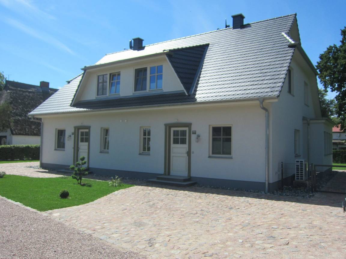 126 M² Ferienhaus ∙ 3 Schlafzimmer ∙ 6 Gäste - Ahrenshoop