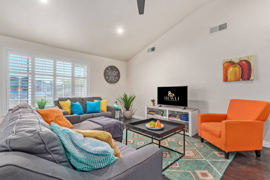 Apartment ∙ 2 Bedrooms ∙ 6 Guests - Phoenix, AZ