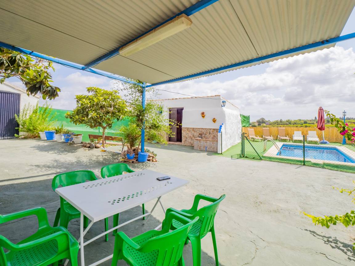 100 M² Casa Rural ∙ 3 Habitaciones ∙ 6 Huéspedes - Torremolinos