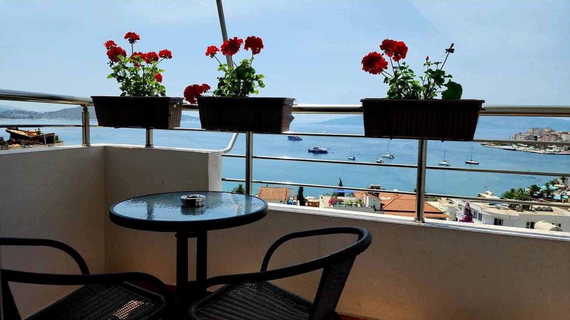 65 M² Apartment ∙ 1 Bedroom ∙ 5 Guests - Sarandë