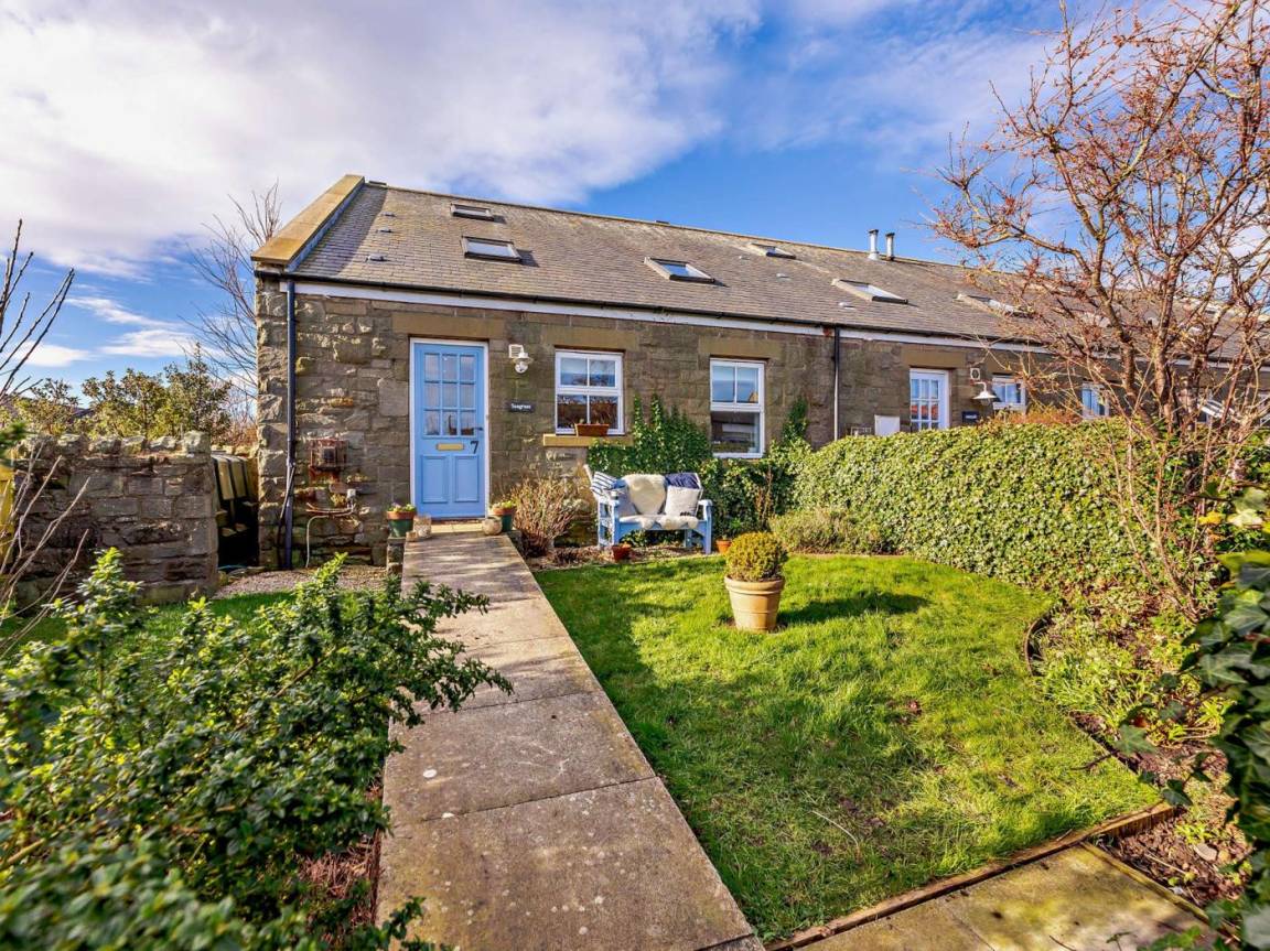 Cottage ∙ 3 Bedrooms ∙ 5 Guests - Bamburgh