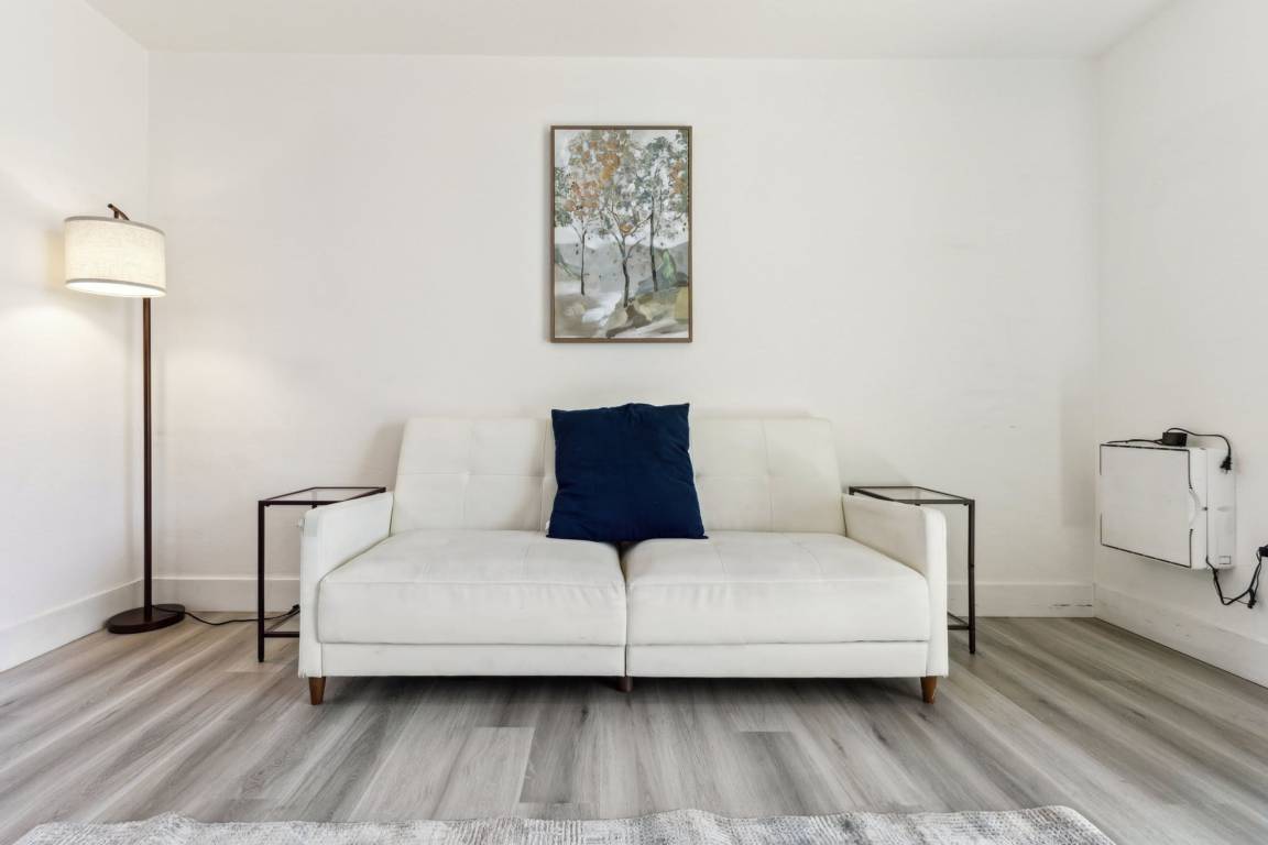 Apartment ∙ 1 Bedroom ∙ 3 Guests - Camelback Ranch