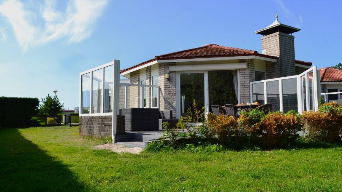90 M² House ∙ 3 Bedrooms ∙ 6 Guests - Ameland