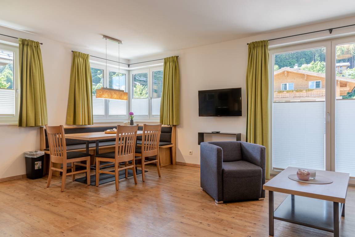 63 M² Appartement ∙ 2 Chambres ∙ 6 Personnes - Zell am See