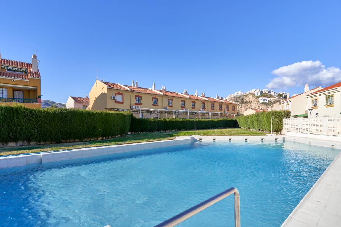 100 M² Appartement ∙ 3 Slaapkamers ∙ 5 Gasten - Salobreña