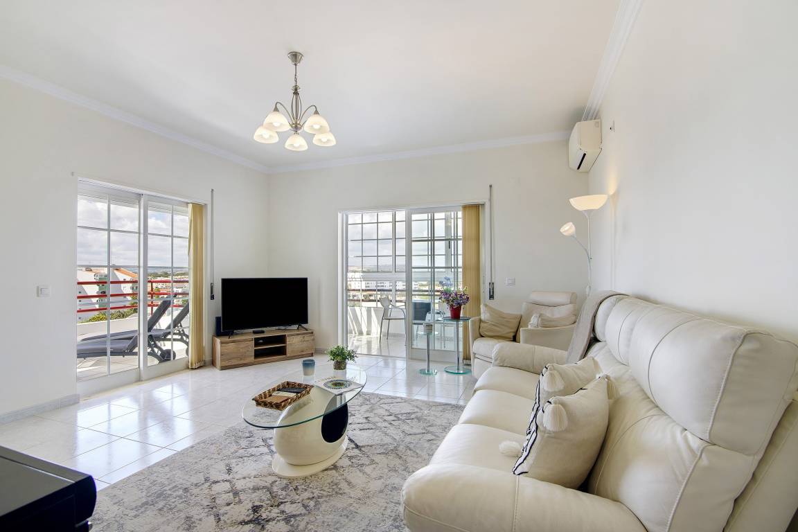 110 M² Maison De Vacances ∙ 2 Chambres ∙ 6 Personnes - Quarteira