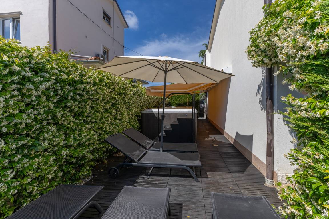 330 M² Villa ∙ 4 Habitaciones ∙ 10 Huéspedes - Poreč