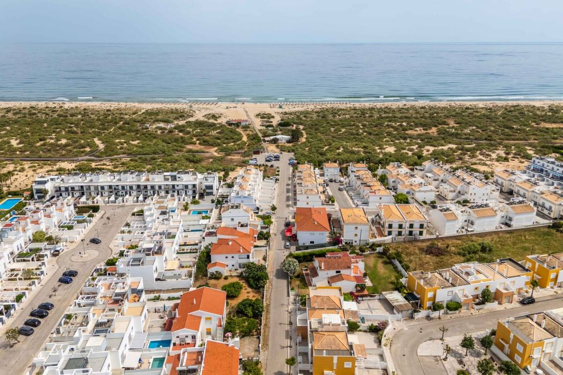 Villa ∙ 3 Bedrooms ∙ 6 Guests - Monte Gordo