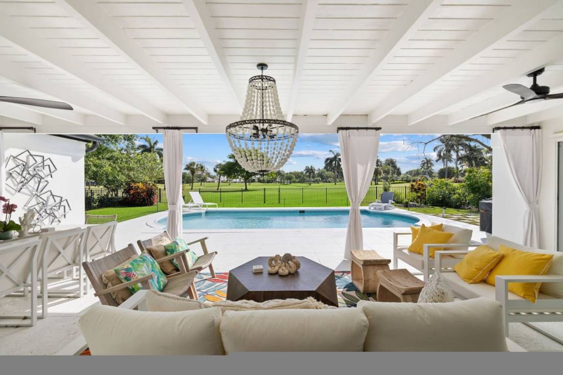 208 M² House ∙ 3 Bedrooms ∙ 6 Guests - Naples
