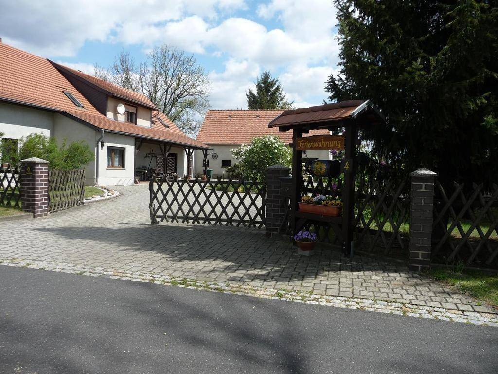 45 M² Ferienwohnung ∙ 2 Schlafzimmer ∙ 4 Gäste - Niesky