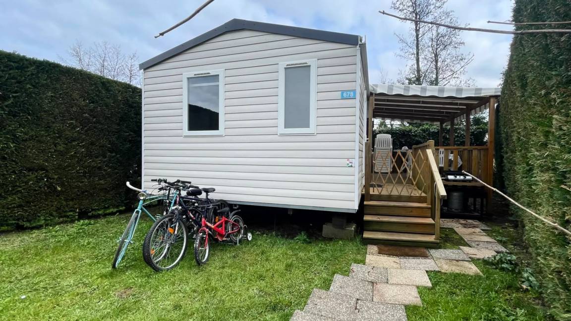 32 M² Caravan ∙ 2 Bedrooms ∙ 4 Guests - La Palmyre