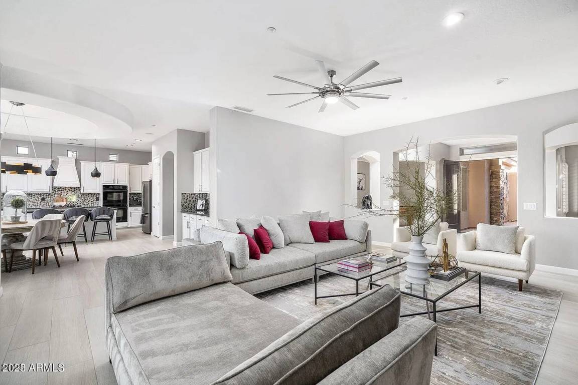 293 M² House ∙ 4 Bedrooms ∙ 10 Guests - Scottsdale, AZ