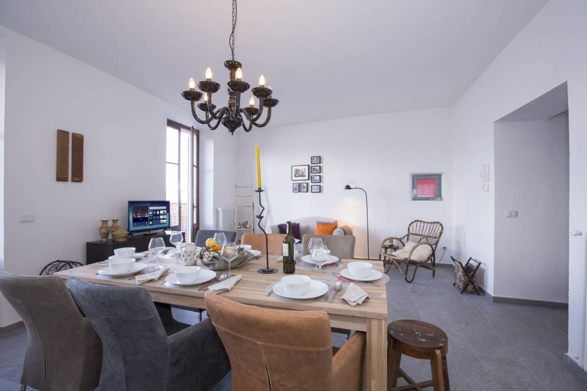 140 M² Chalet ∙ 4 Chambres ∙ 8 Personnes - Lac de Côme